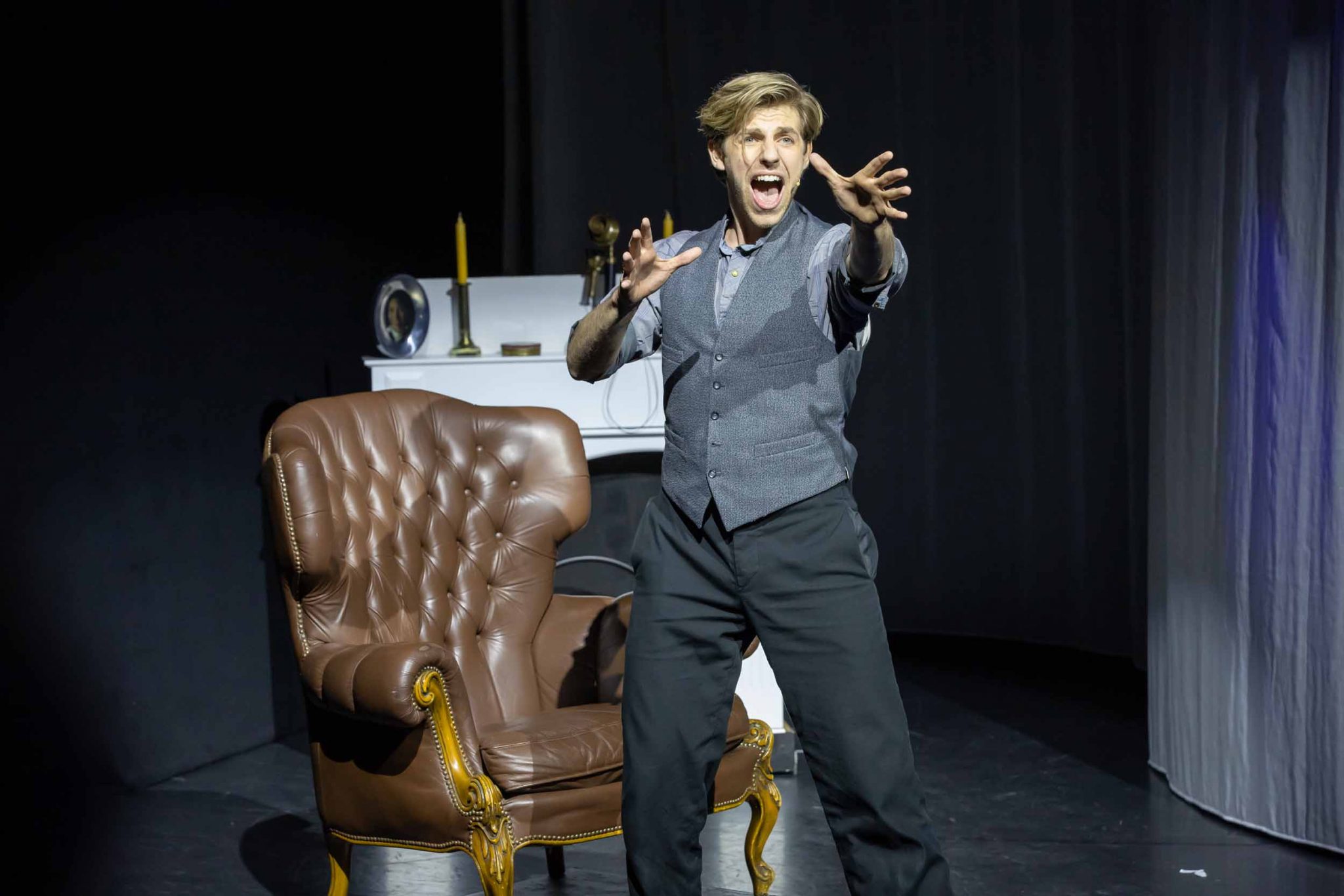 Home - Sherlock Holmes - Next Generation - The Musical